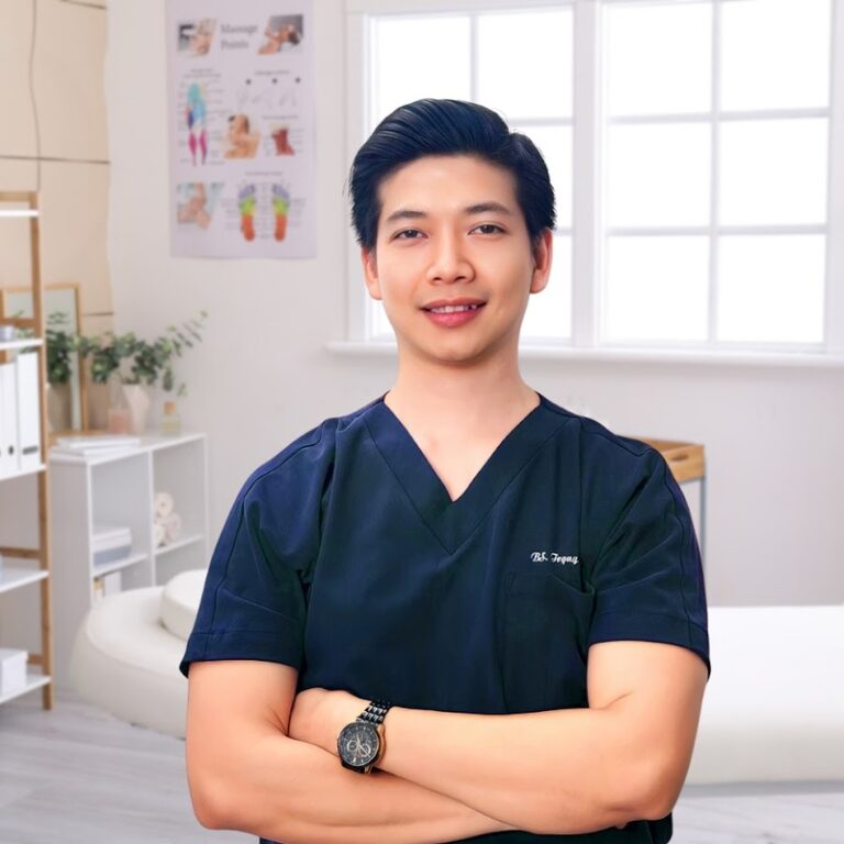 Top 5 bác sĩ tuyến giáp giỏi ở TPHCM cho bạn tham khảo - DEEPCARE